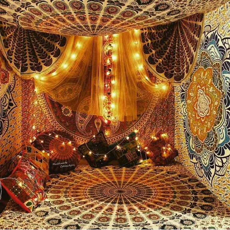 Eye Catching Ideas for Hippie Bohemian Decor | Hippie Boho Style