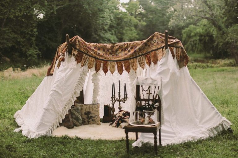Charming Outdoor Lifestyle Ideas with Bohemian Tents | Hippie Boho Style